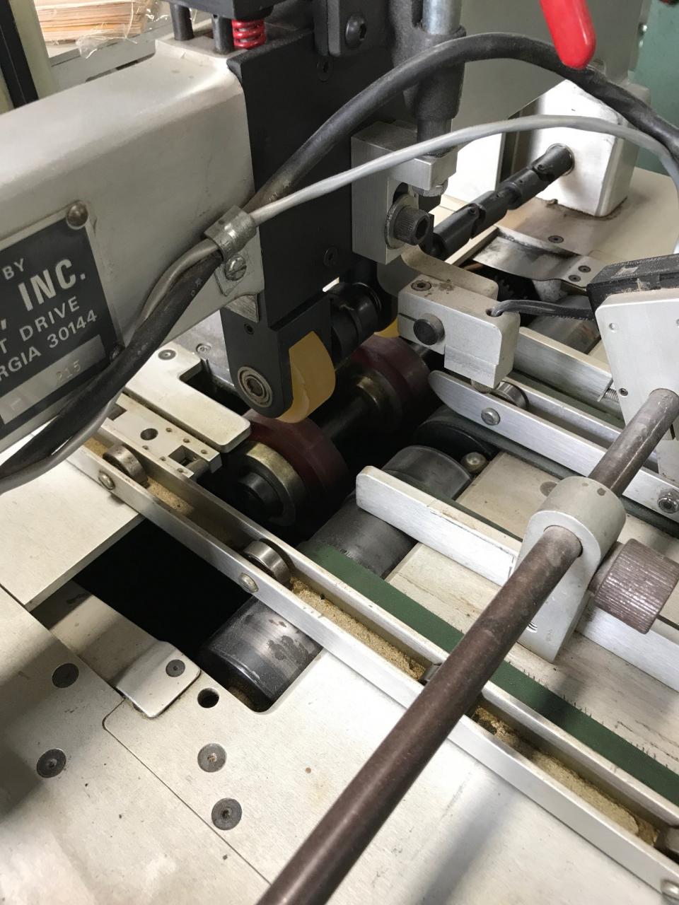 Lot #49: Kirk Rudy Model 211 Labeler and Conveyor with Manauls - Des ...